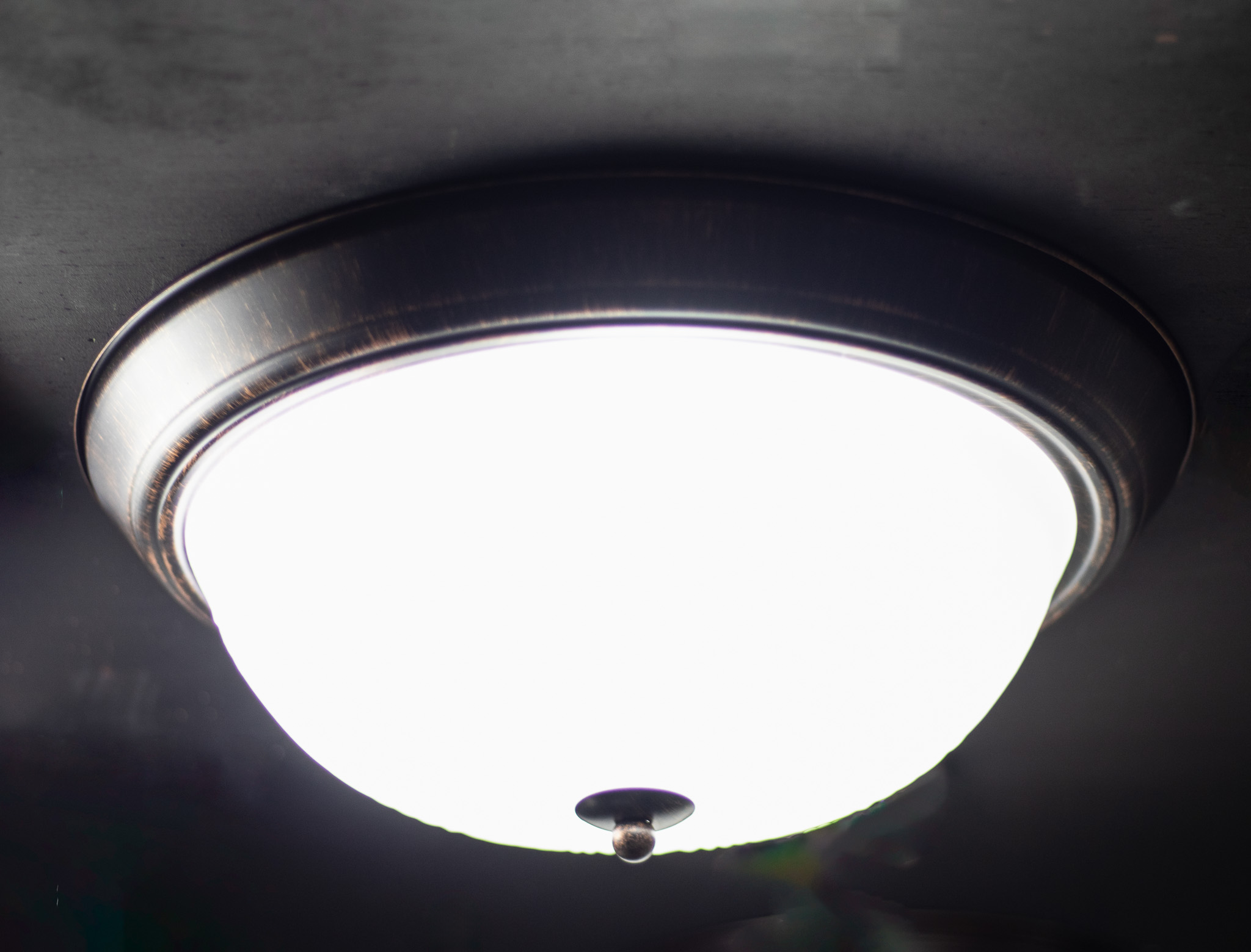 CEILING FLUSH MOUNT - Dunn's