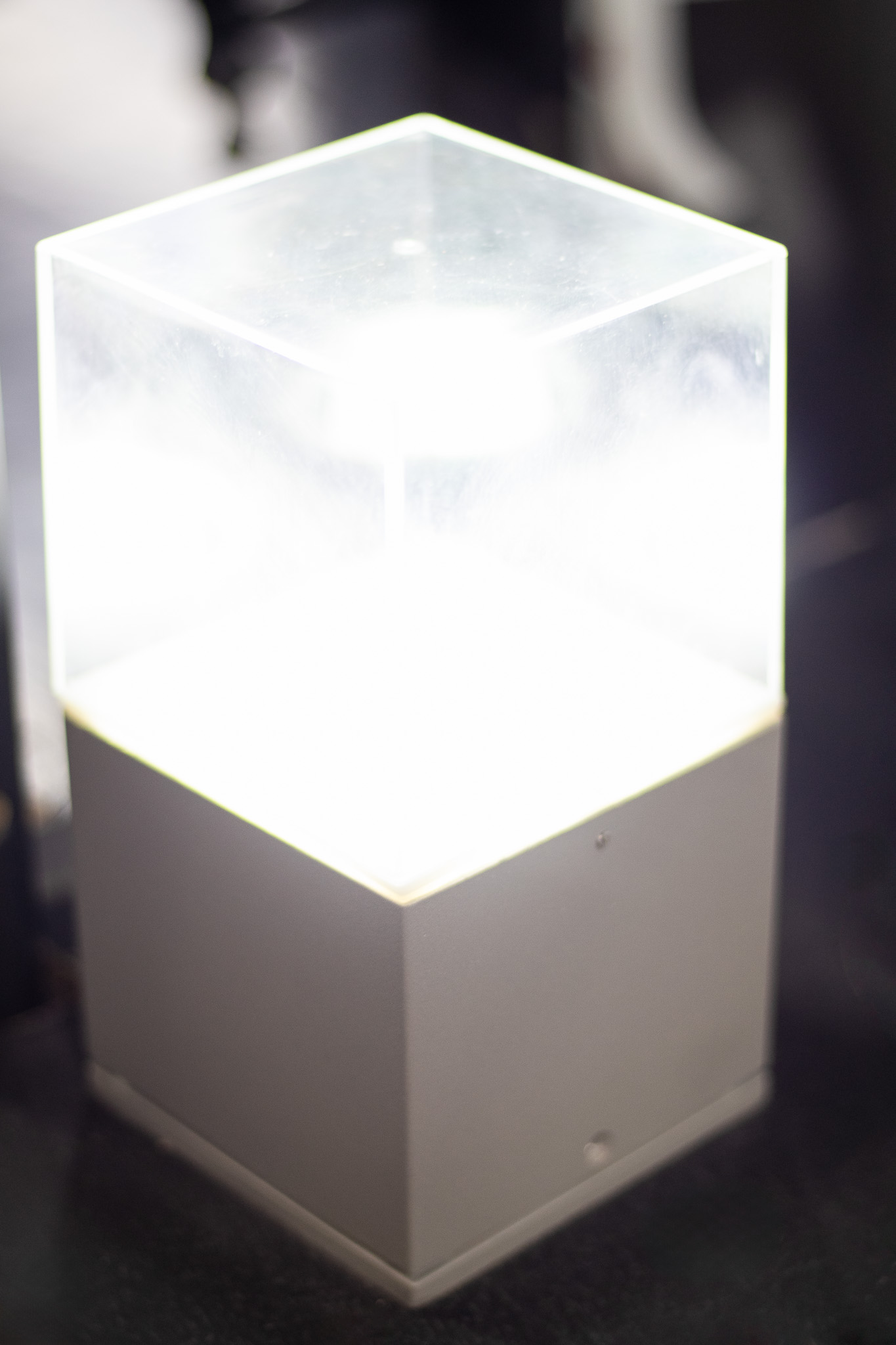 OUTDOOR LIGHTING - Dunn's