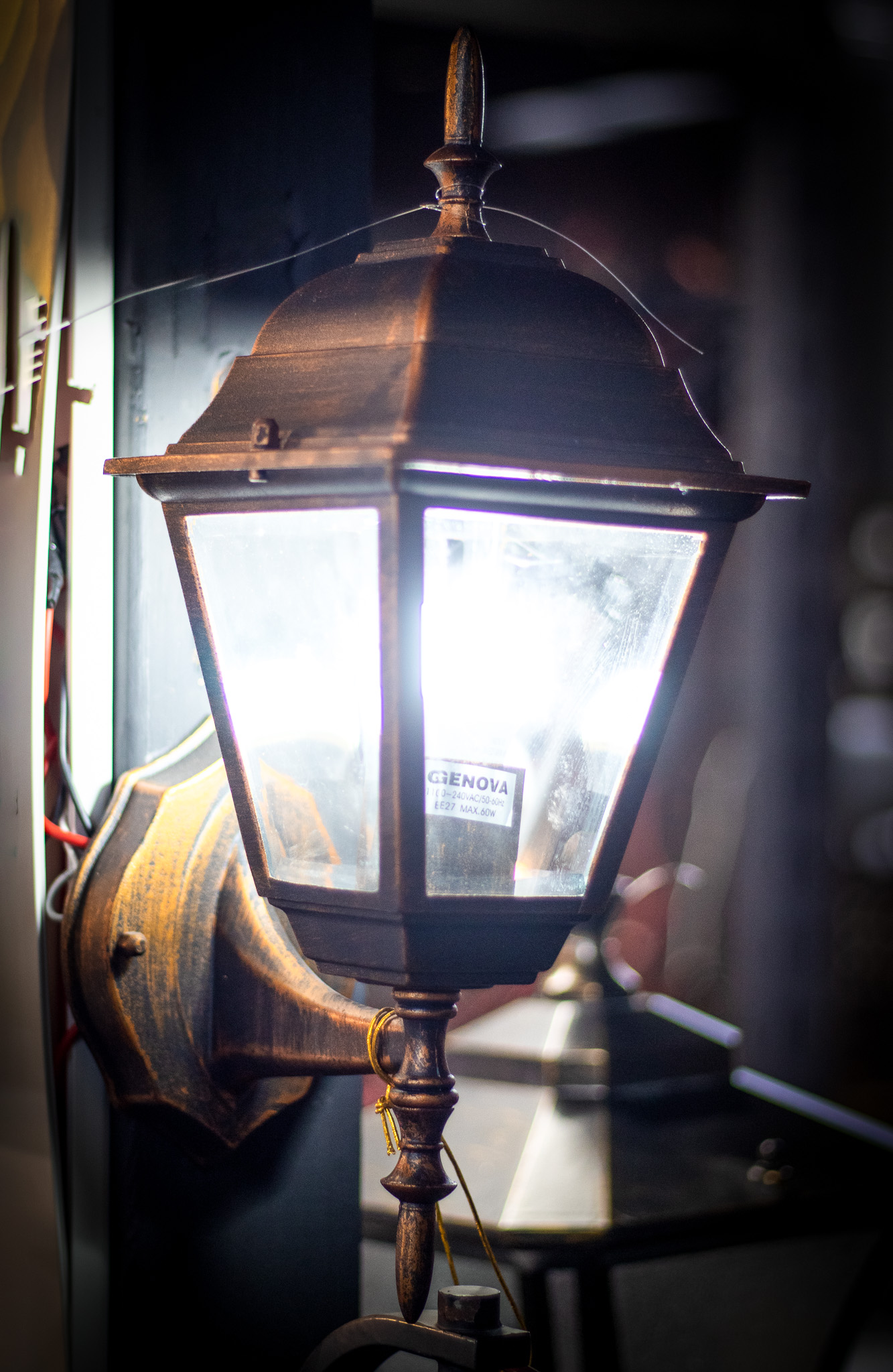 OUTDOOR WALL LAMP - Dunn's